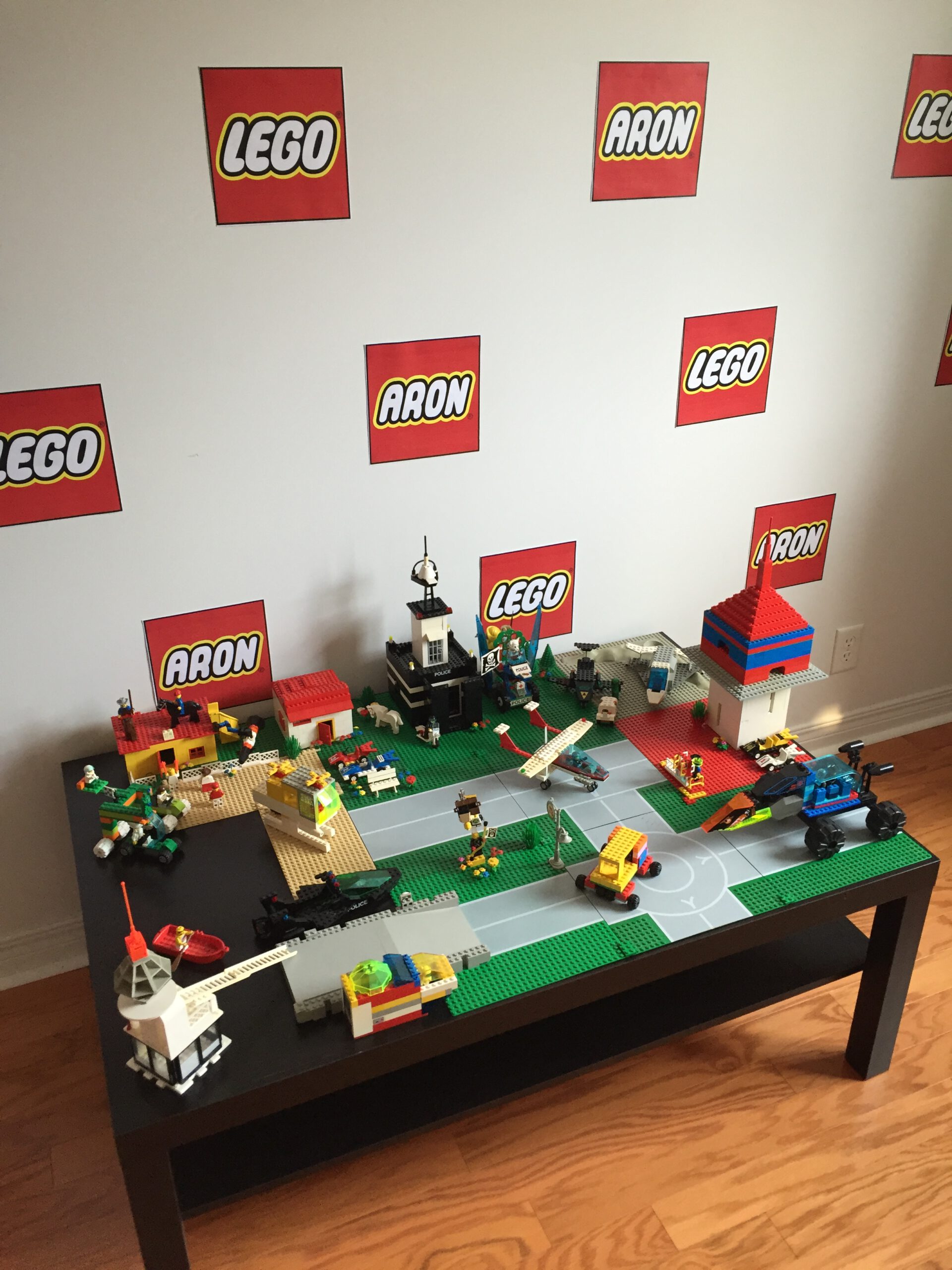 aron-m-lego-party-final-build